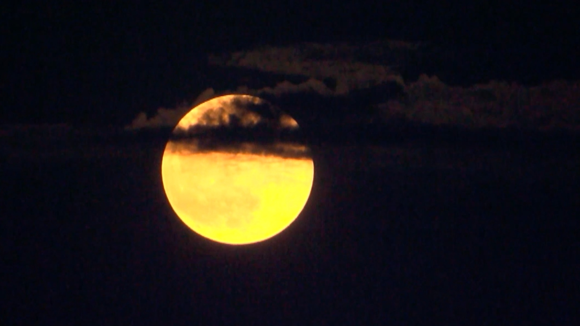 Luna Rosa 2025 Será Visible en Veracruz: ¿Cuándo es y a Qué Hora se ...