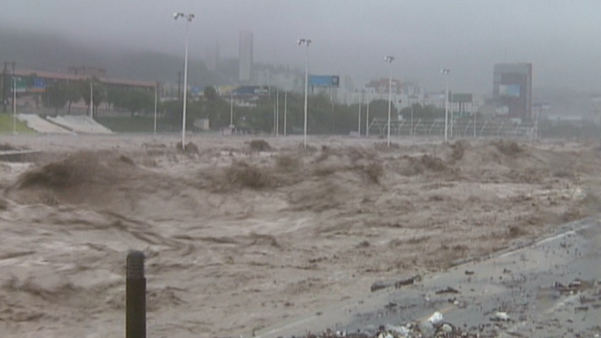 Se Cumplen 15 Años del Paso del Huracán Alex por Nuevo León; Así lo ...