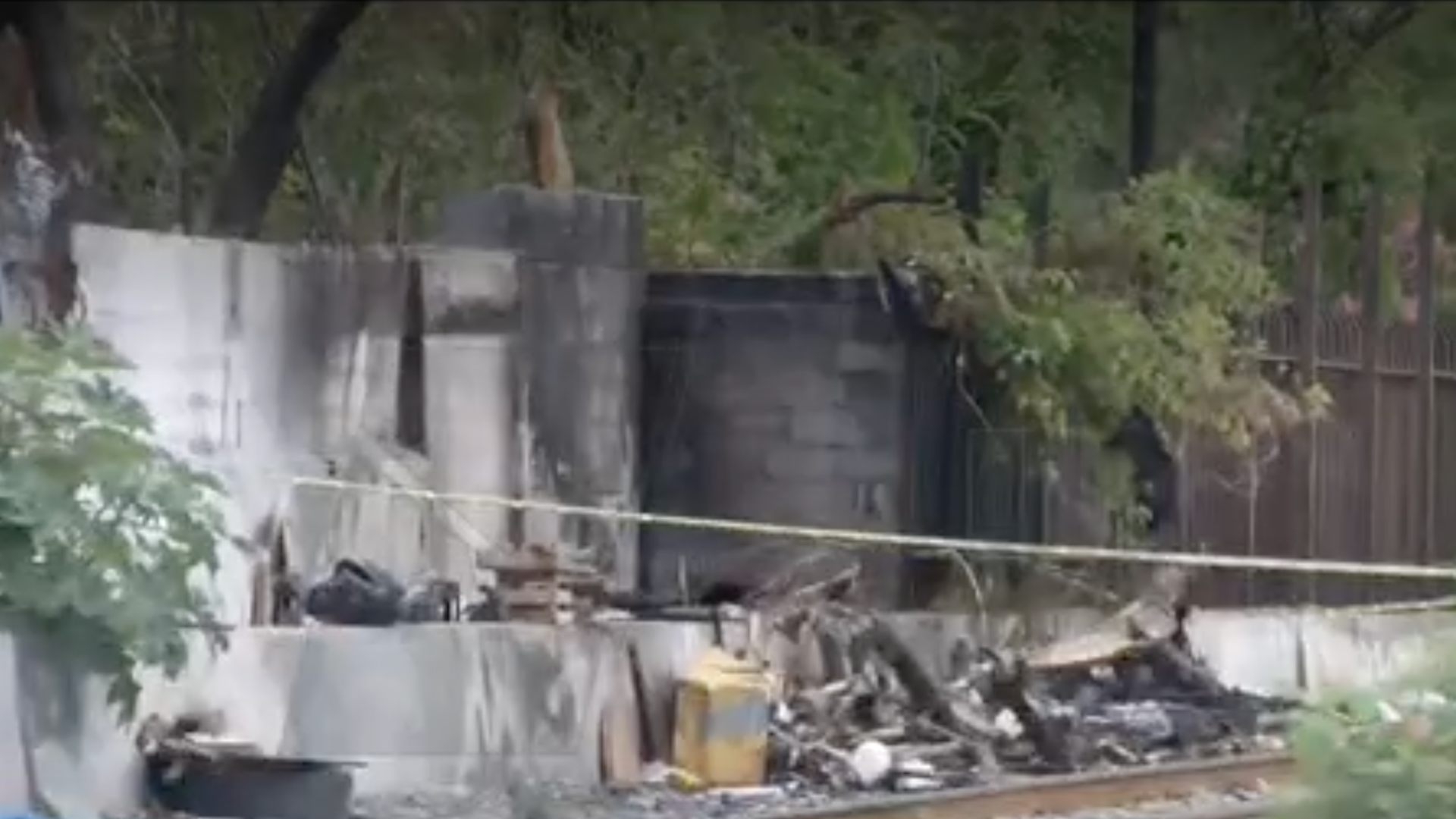 Hallan Cuerpo Calcinado con Huellas de Violencia en la Colonia Industrial en Monterrey | N+