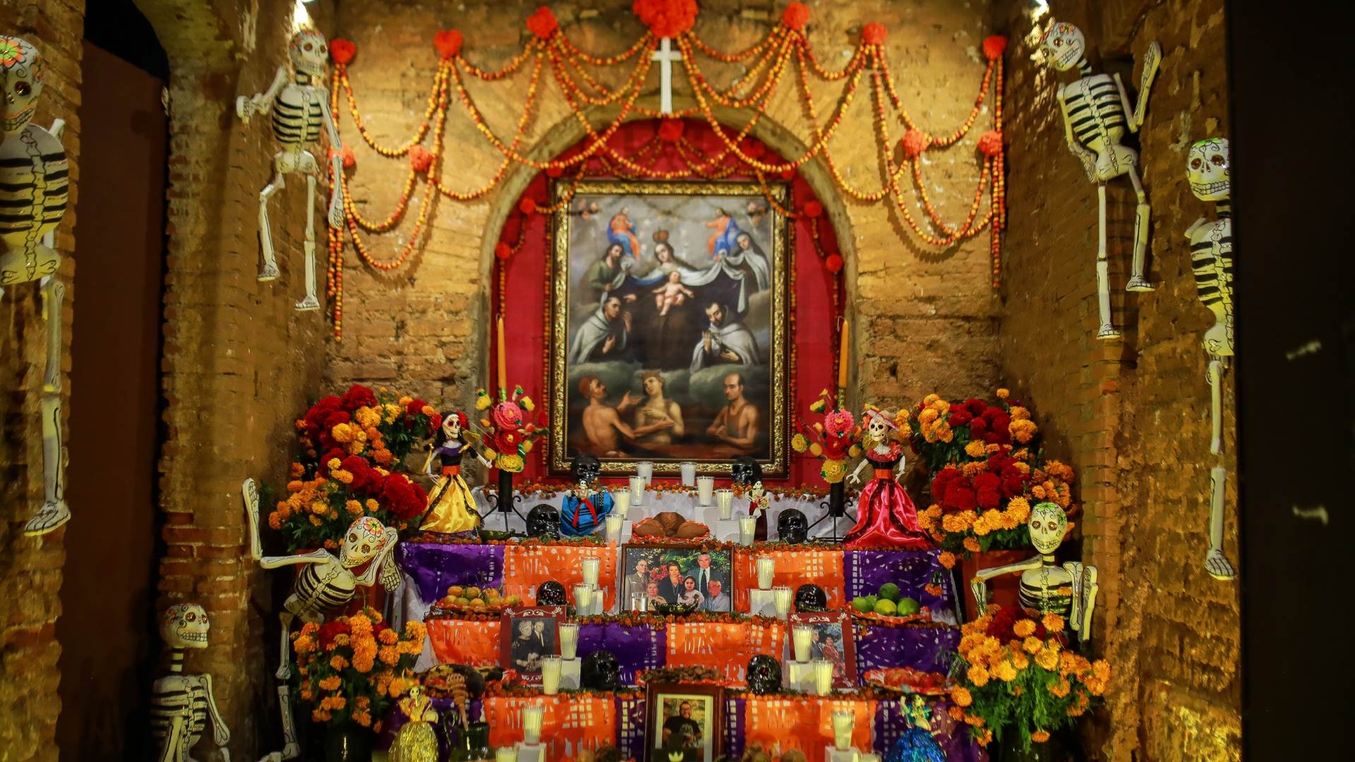 ¿Qué se Pone en la Ofrenda de Día de Muertos? Significado de cada ...