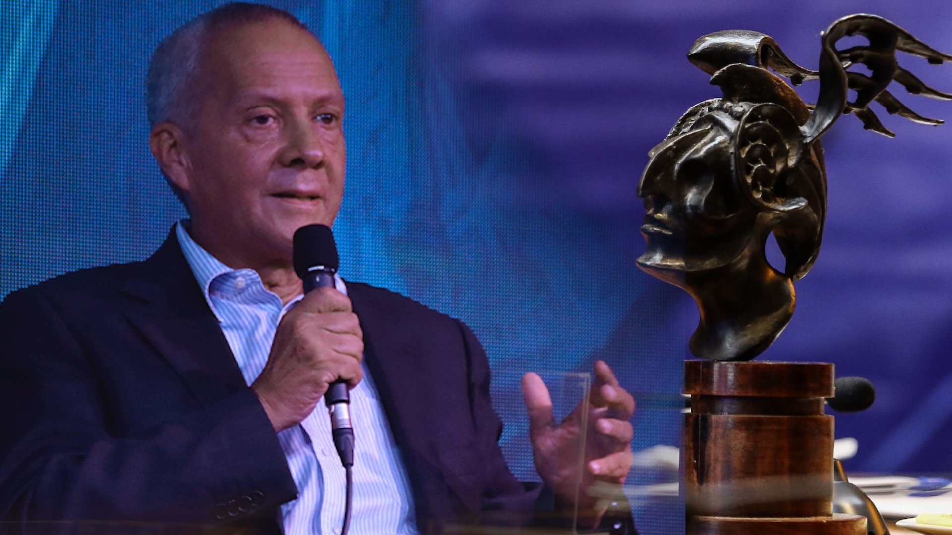 Iván Mendo Reportero de N+ Guadalajara Recibe Premio Jalisco de ...