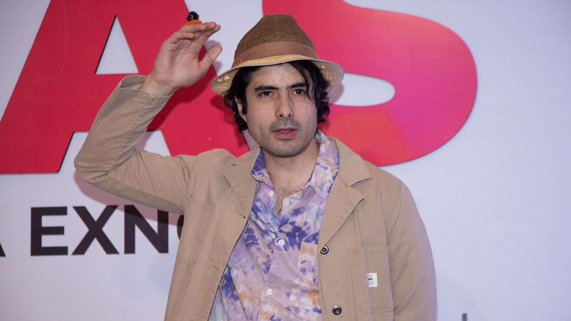 ¿Quién es José Ángel Bichir, el Actor que Cayó Desde un Tercer Piso? | N+