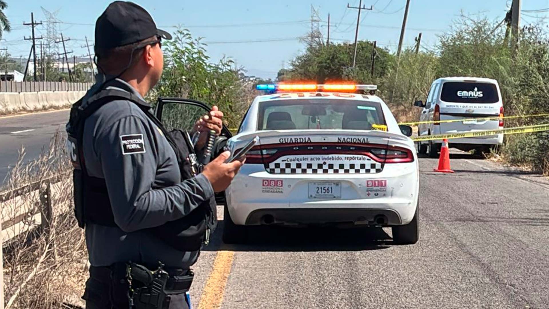 Localizan Cuerpo de Hombre Envuelto en Bolsas de Plástico en Carretera ...