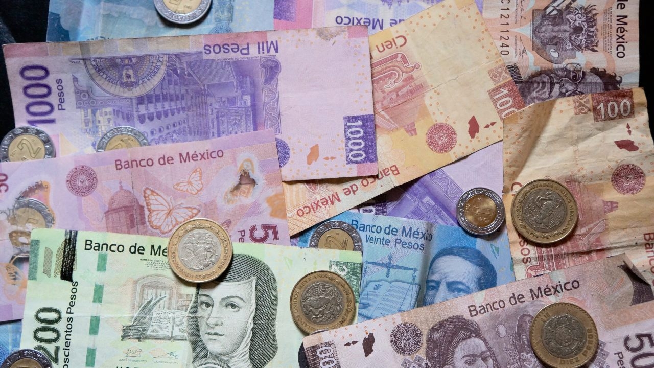 Por esta razón no existe un billete de 300 pesos en México | N+