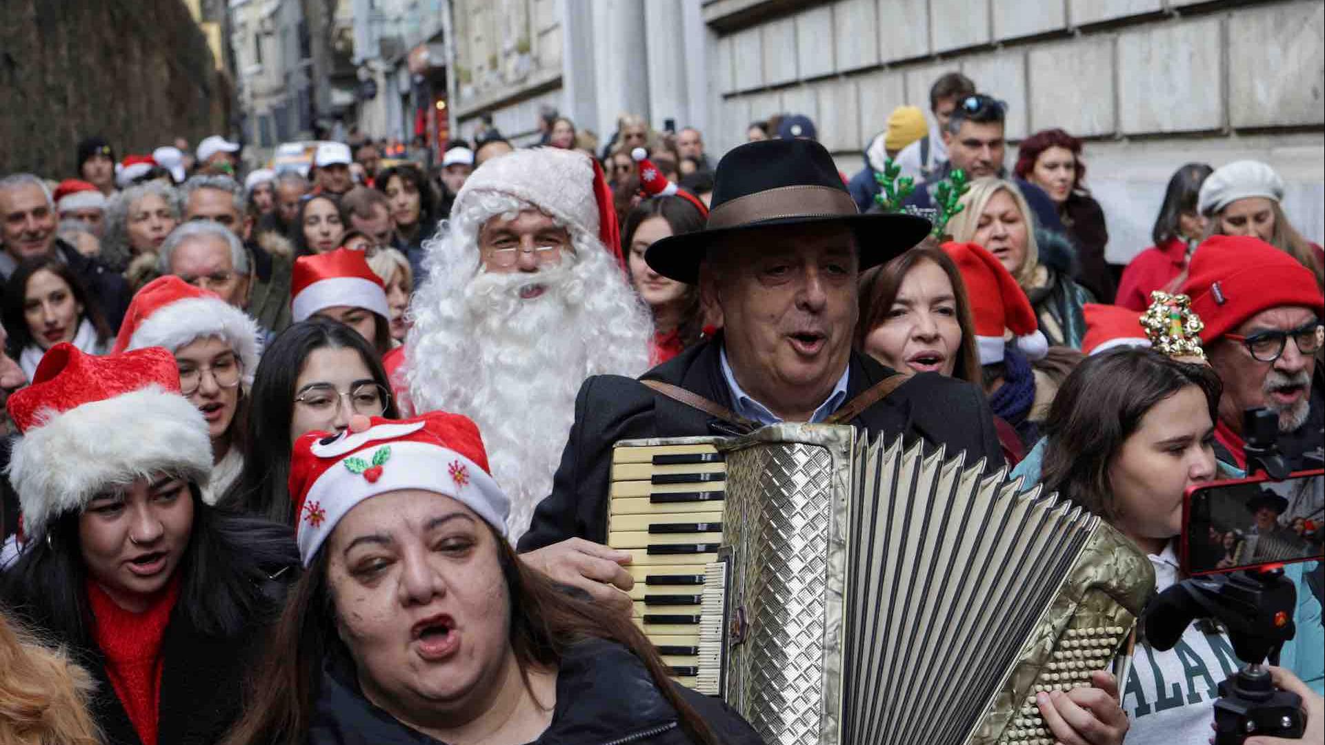 ¿Dónde Está Santa Claus en Estos Momentos? ¡En Turquía! | N+