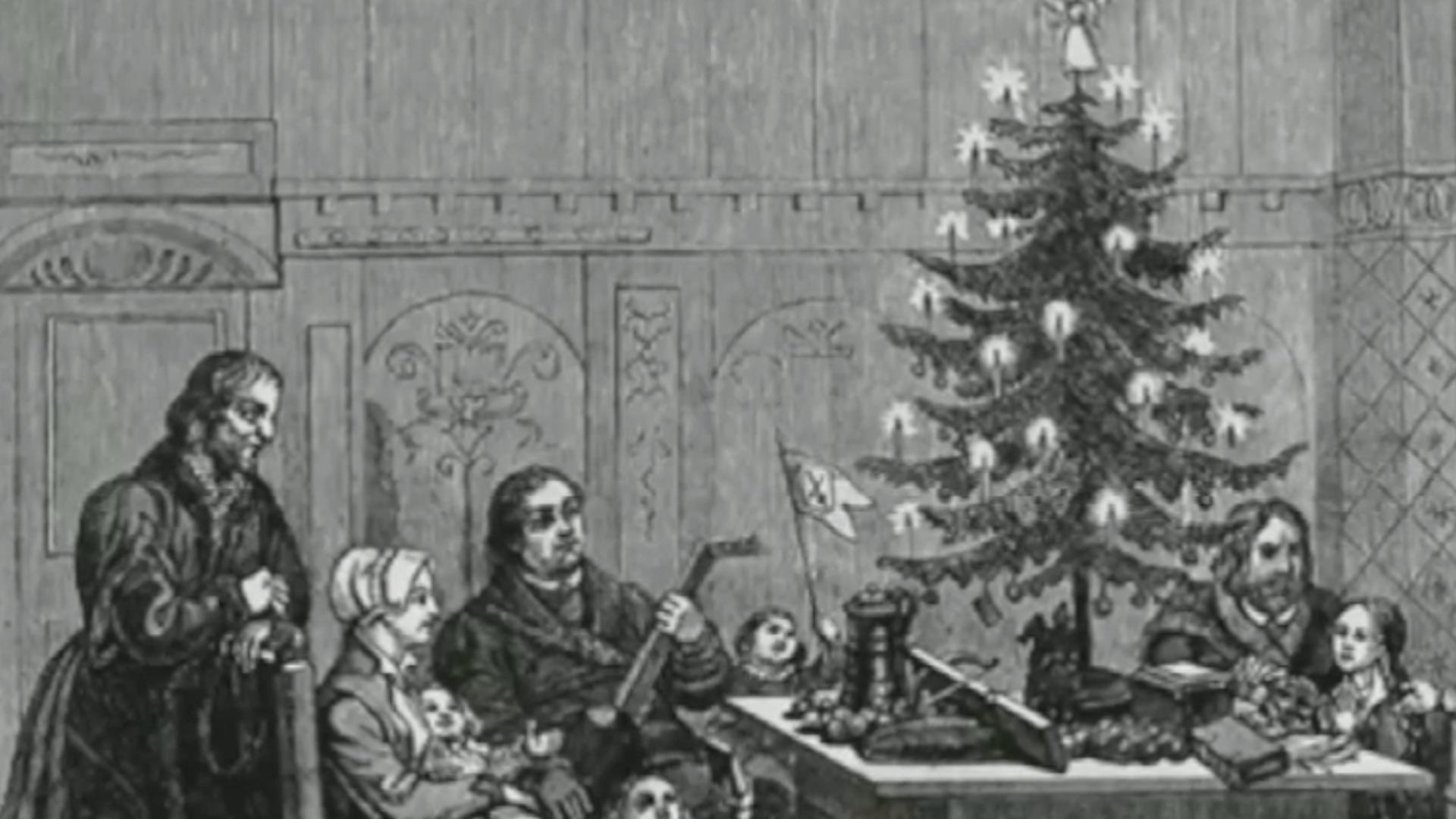 ¿Cómo Llegaron el Árbol de Navidad y las Posadas a México? | N+