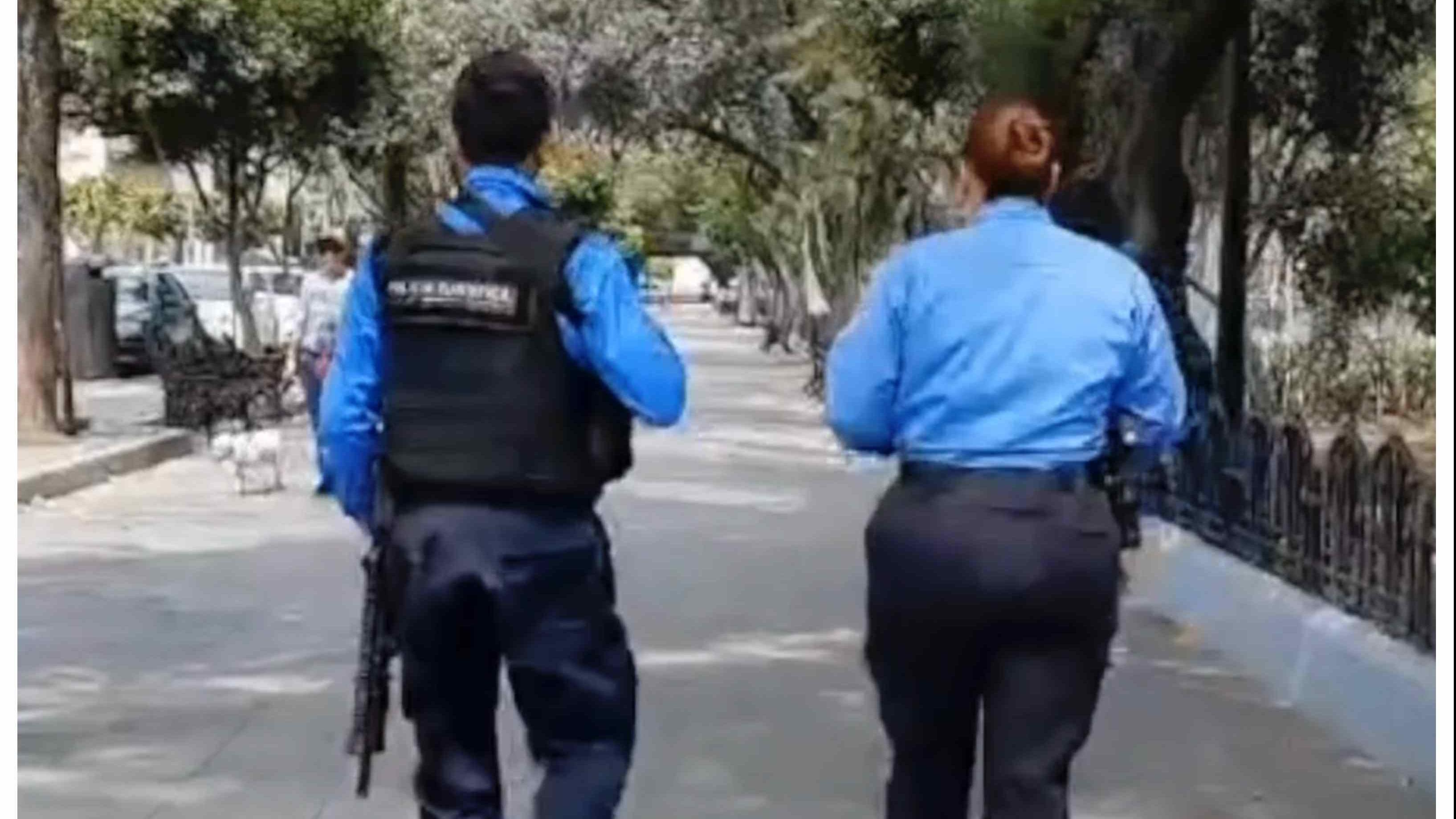 Marisol, una Mamá Trabajadora que Porta con Orgullo el Uniforme de ...