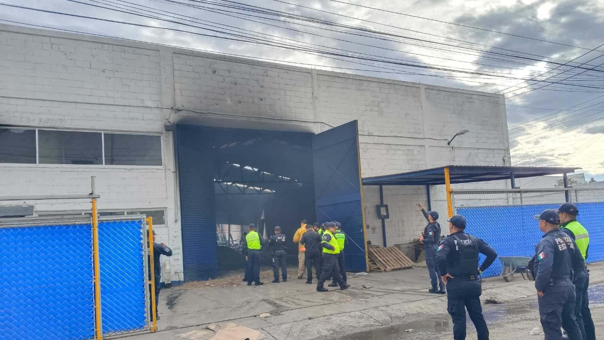 Tras 6 Horas de Emergencia, Controlan Incendio en Fábrica de Lerma ...