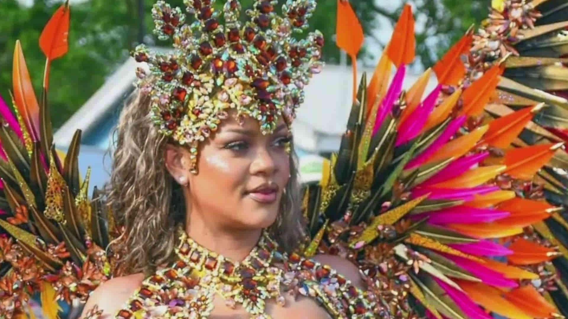 Rihanna Luce Espectacular en Carnaval de Barbados; Así su Revelador ...