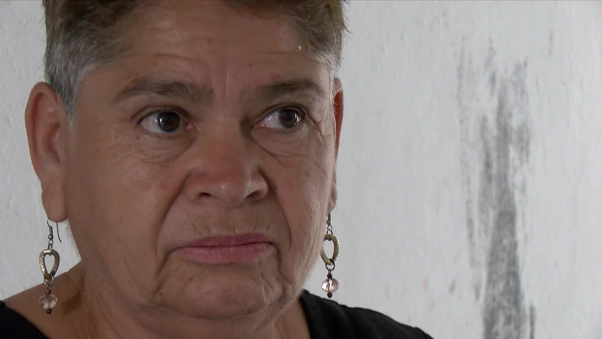 Señora Mónica Recibe Apoyo de Ciudadanos, Vive Momentos Complicados | N+