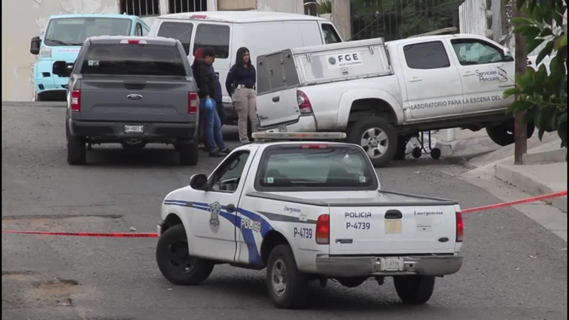 Dejan a Mujer Sin Vida Envuelta en Una Cobija en la Castillo | N+