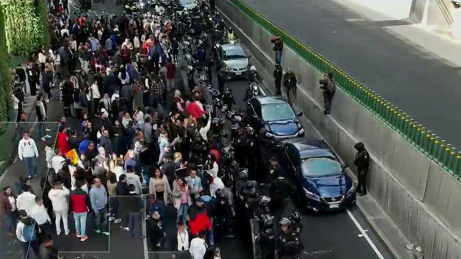 Así se ve Desde el Aire el Bloqueo en Periférico Sur; Abren un Carril | N+