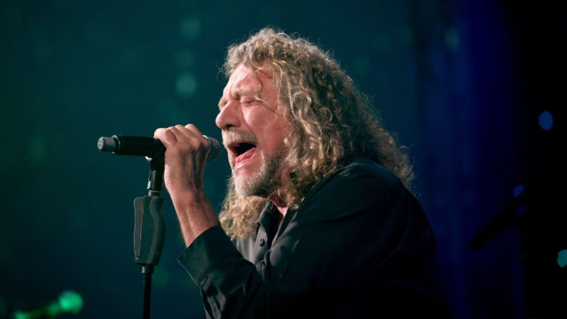 Robert Plant, Vocalista de Led Zeppelin, Sorprende en Concierto ...
