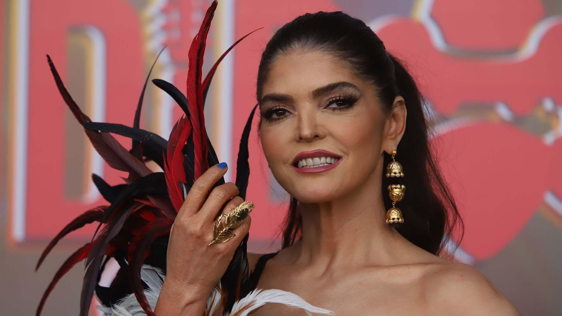 Canción Póstuma de Diego Verdaguer con Ana Bárbara | Espectáculos | N+