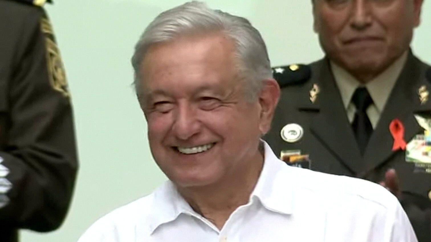 AMLO Llega a Inaugurar el Aeropuerto Internacional Felipe Carrillo ...