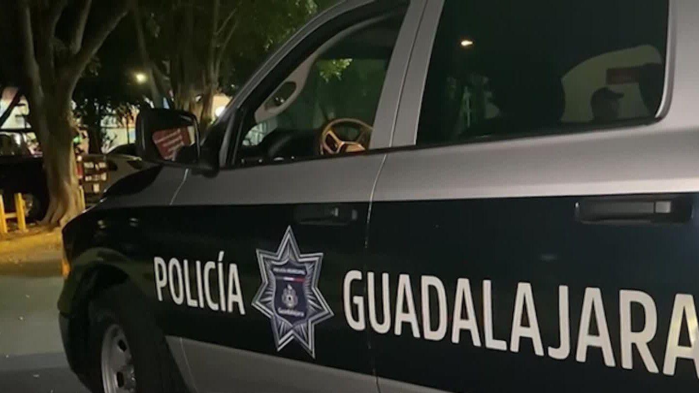 Vinculan a 2 Hombres Por Posesión de Drogas en Guadalajara | N+