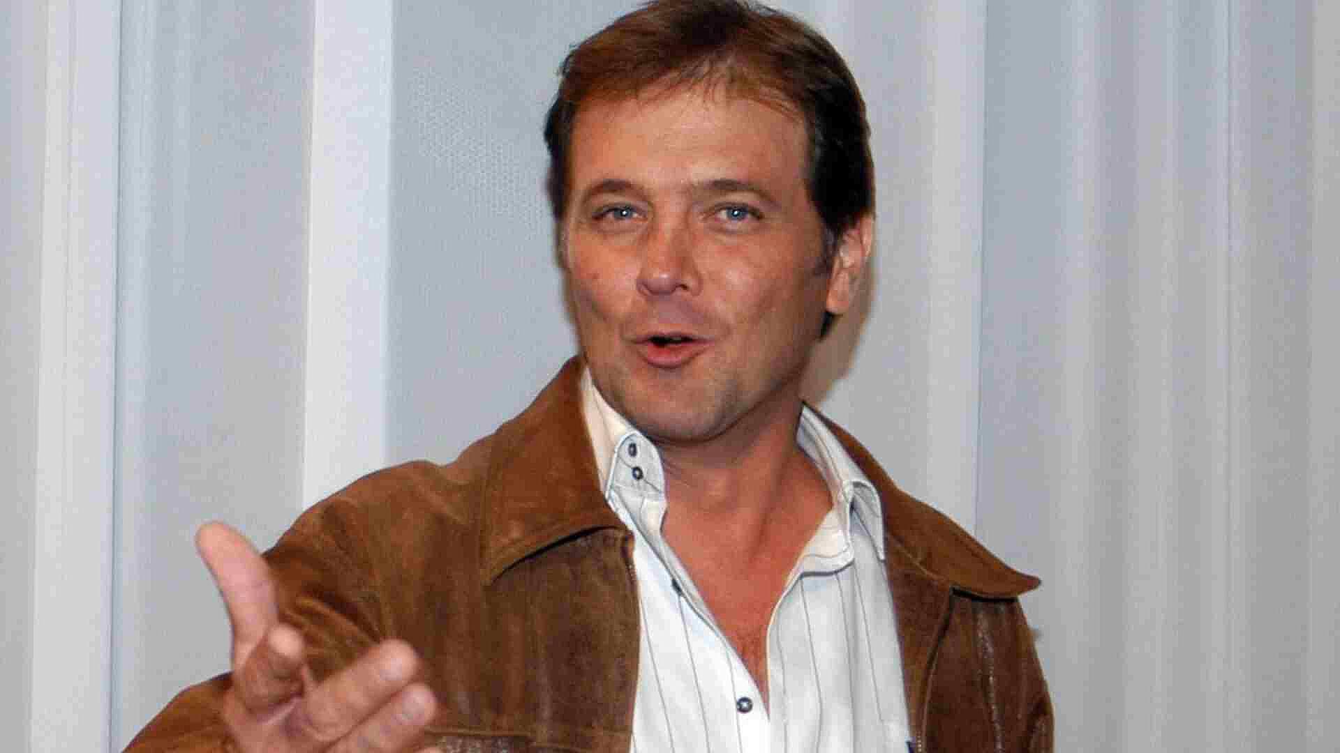 René Strickler Será Abuelo: Su Hijo Yannick y su Esposo Anuncian que ...