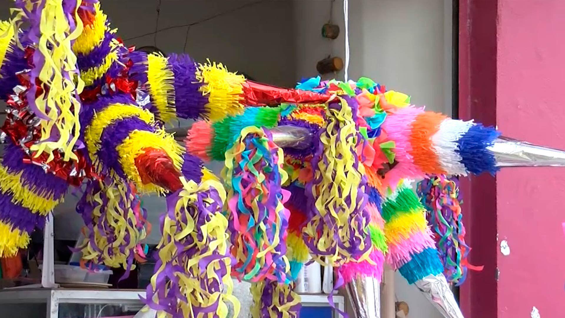 ¿Cuál es el Origen y el Significado de las Piñatas? | N+