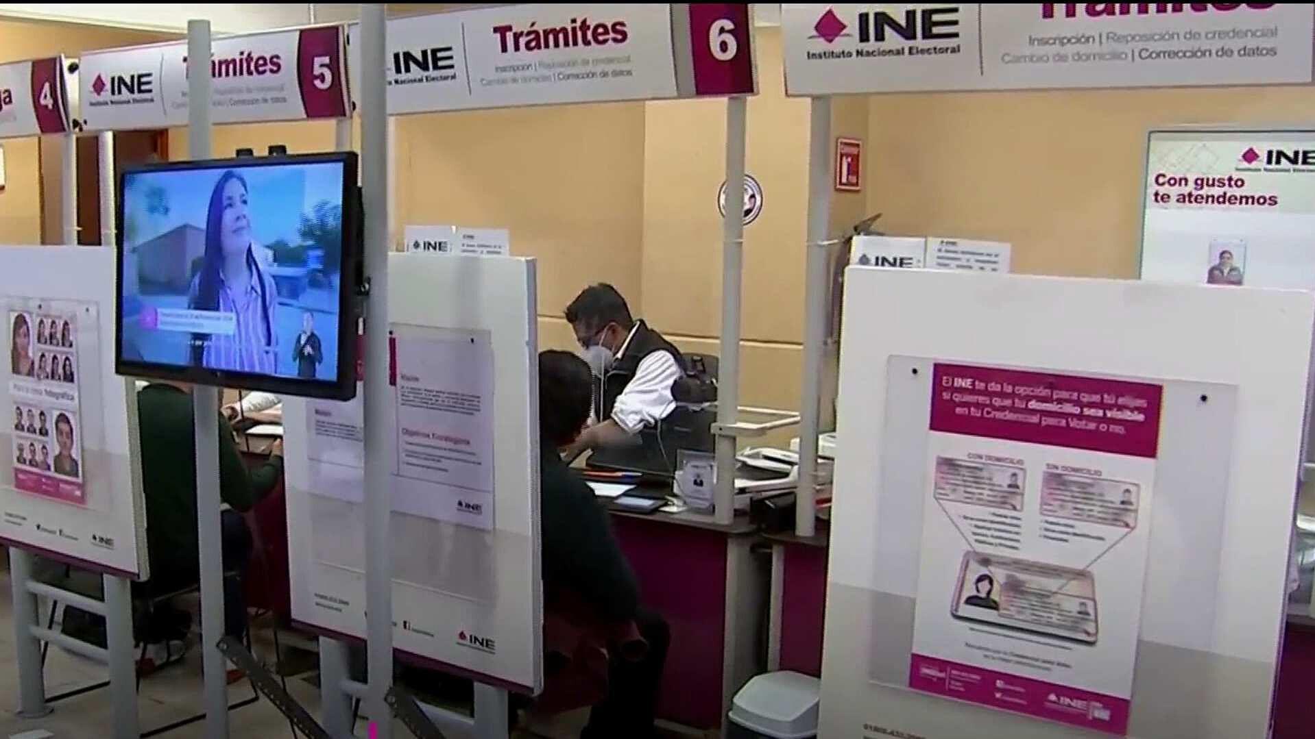 Mujer Tarda 10 Horas para Realizar Trámite en Módulo del INE | Hoy 22 ...