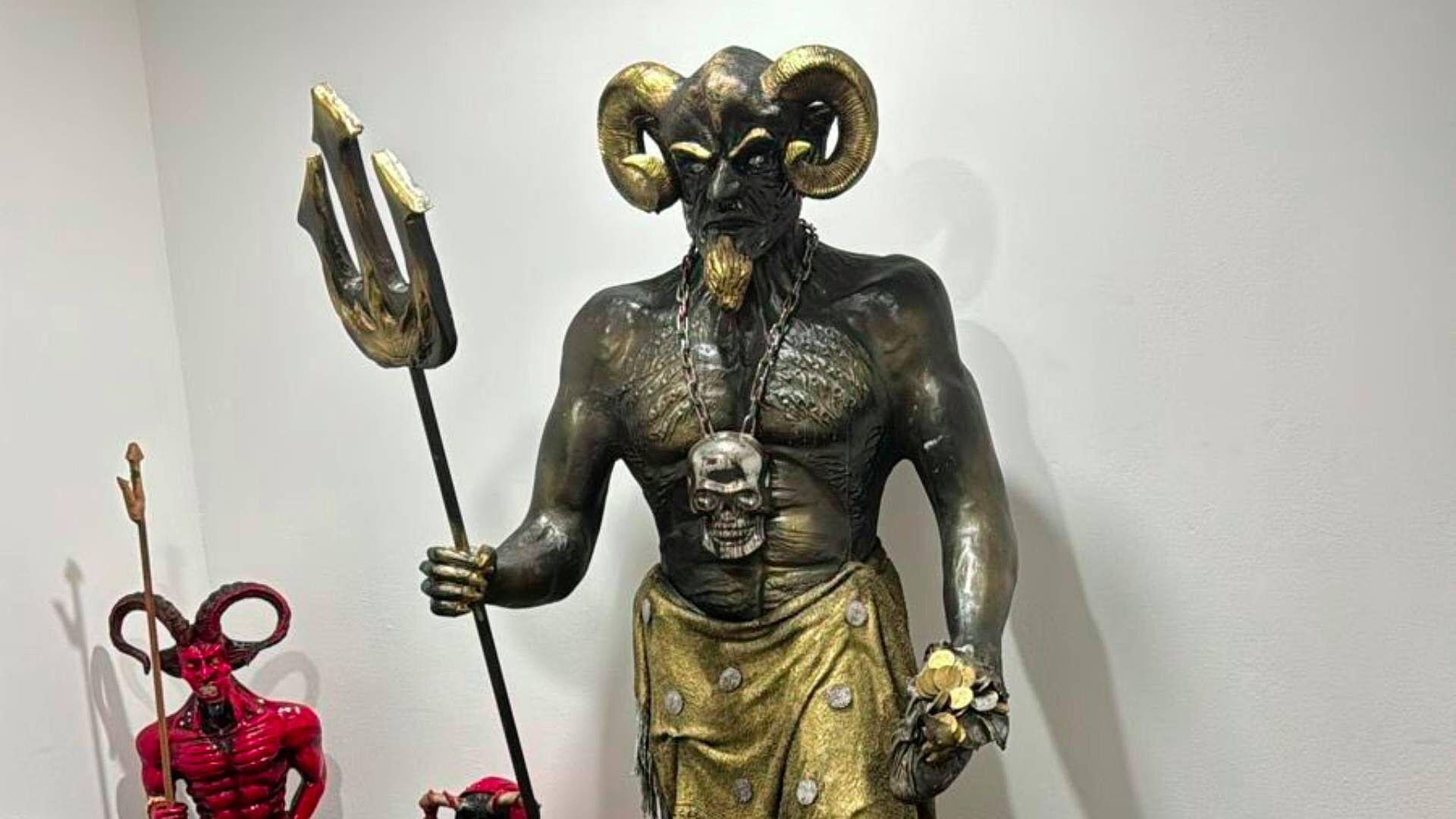 Unión Tepito: Inquieta Altar Satánico en Centro de Operaciones | CDMX | N+