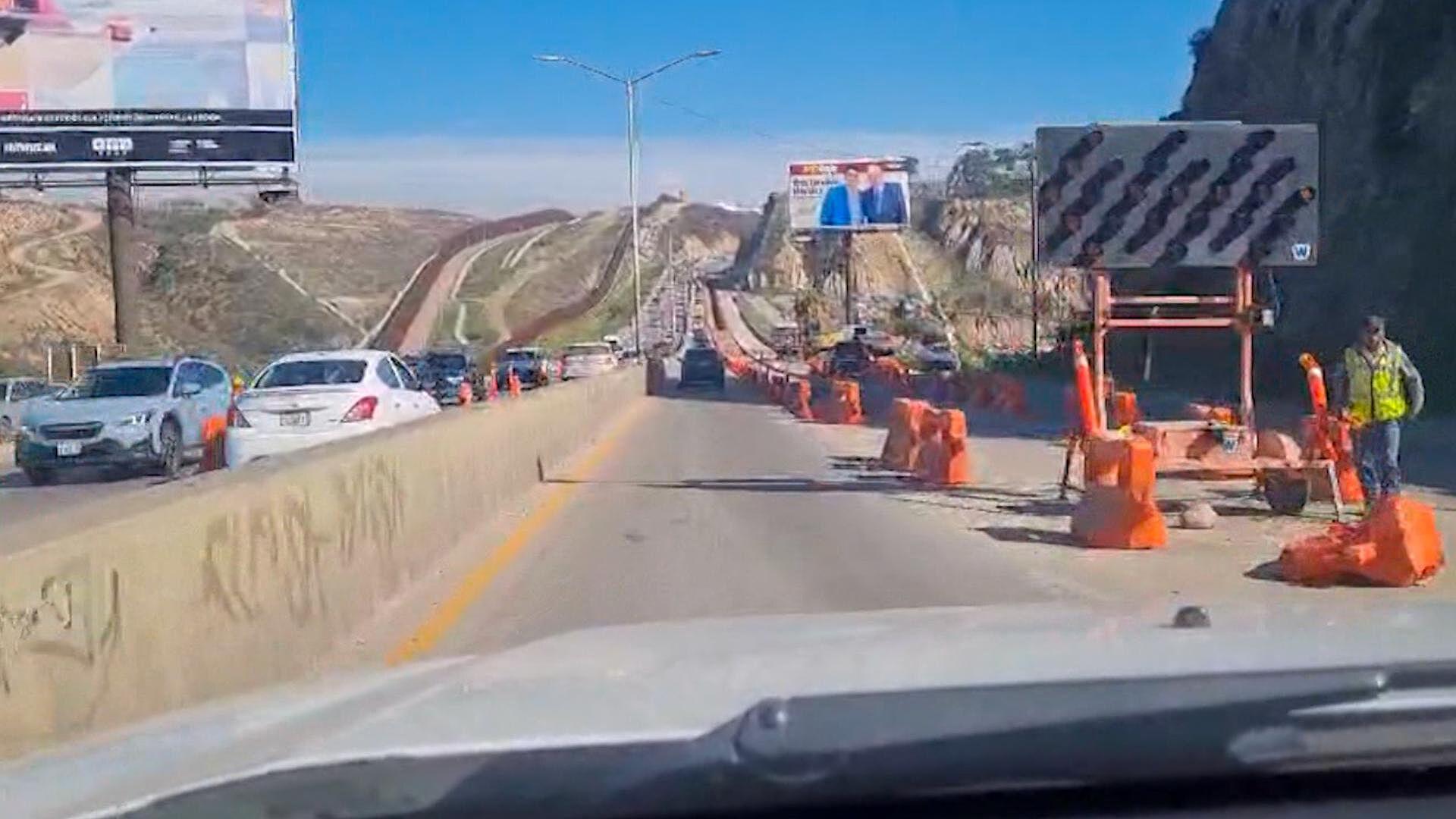 Aumenta el Tráfico en Tijuana por Obra del Viaducto Elevado | N+