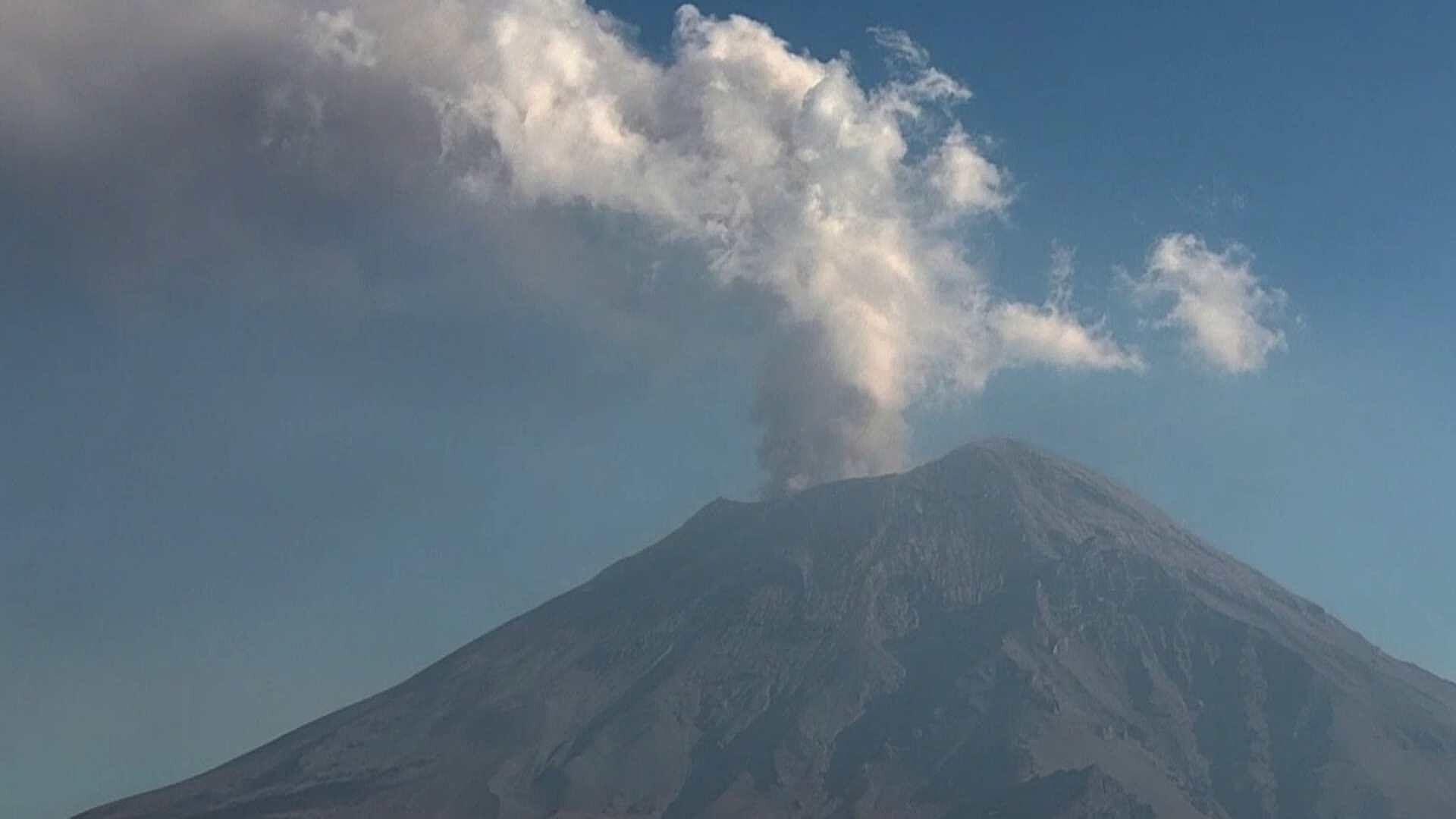 En Vivo: Volcán Popocatépetl Lanza Nueva Fumarola | 8 de Febrero de ...