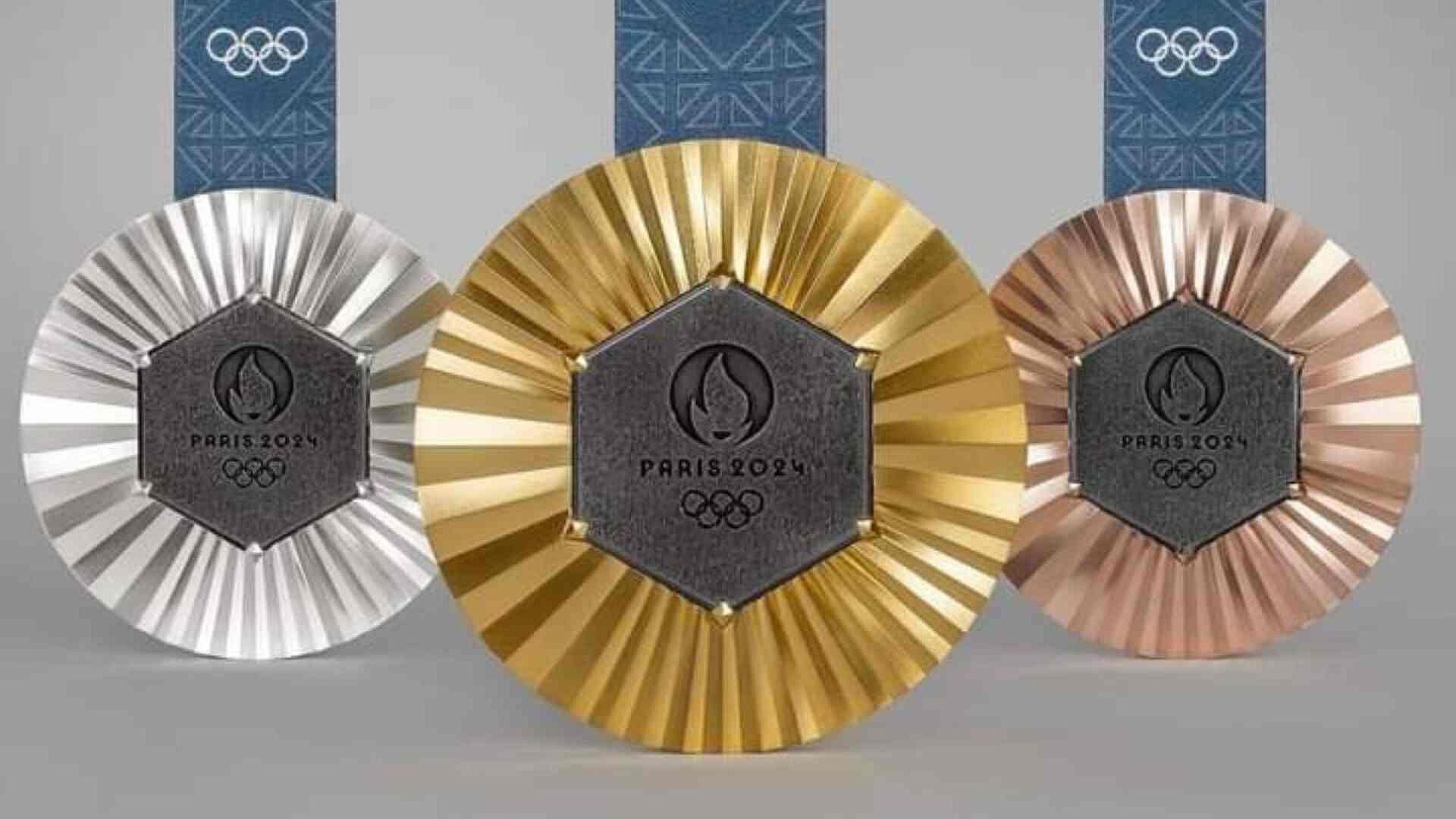 Medallas De París 2024 Llevarán Un Pedacito De La Torre Eiffel En