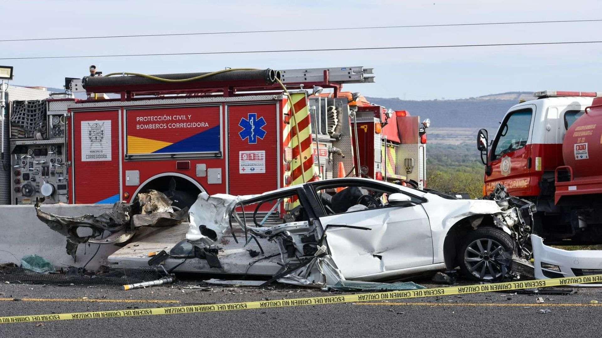 Fatal Accidente En La Carretera Querétaro Celaya Libre Deja Automóvil