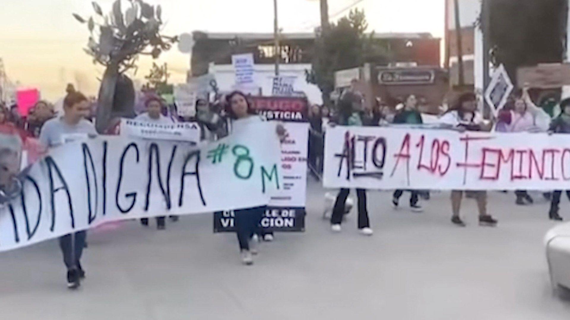 Video: Arranca Marcha '8M 2024' en Ensenada, Baja California | N+