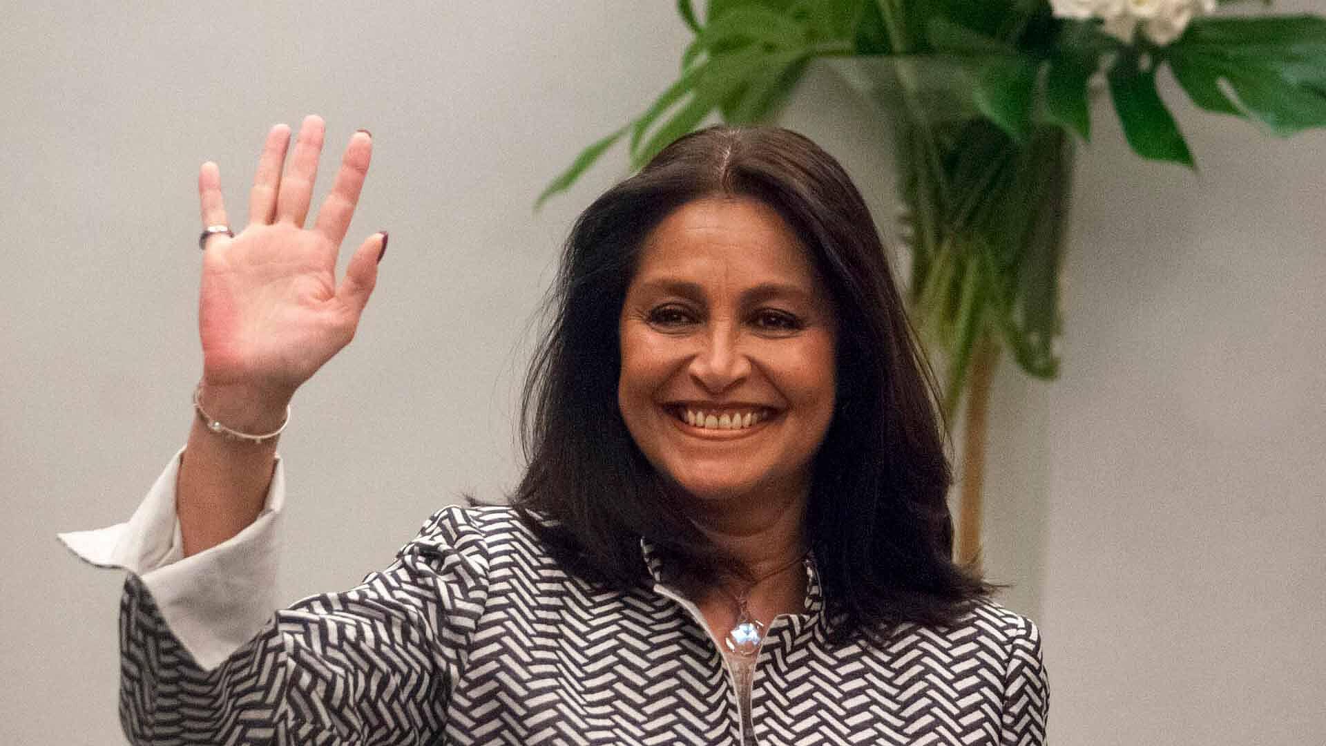 Daniela Romo Hace Poderoso Dueto con Fabiola Roudha | Espectáculos | N+