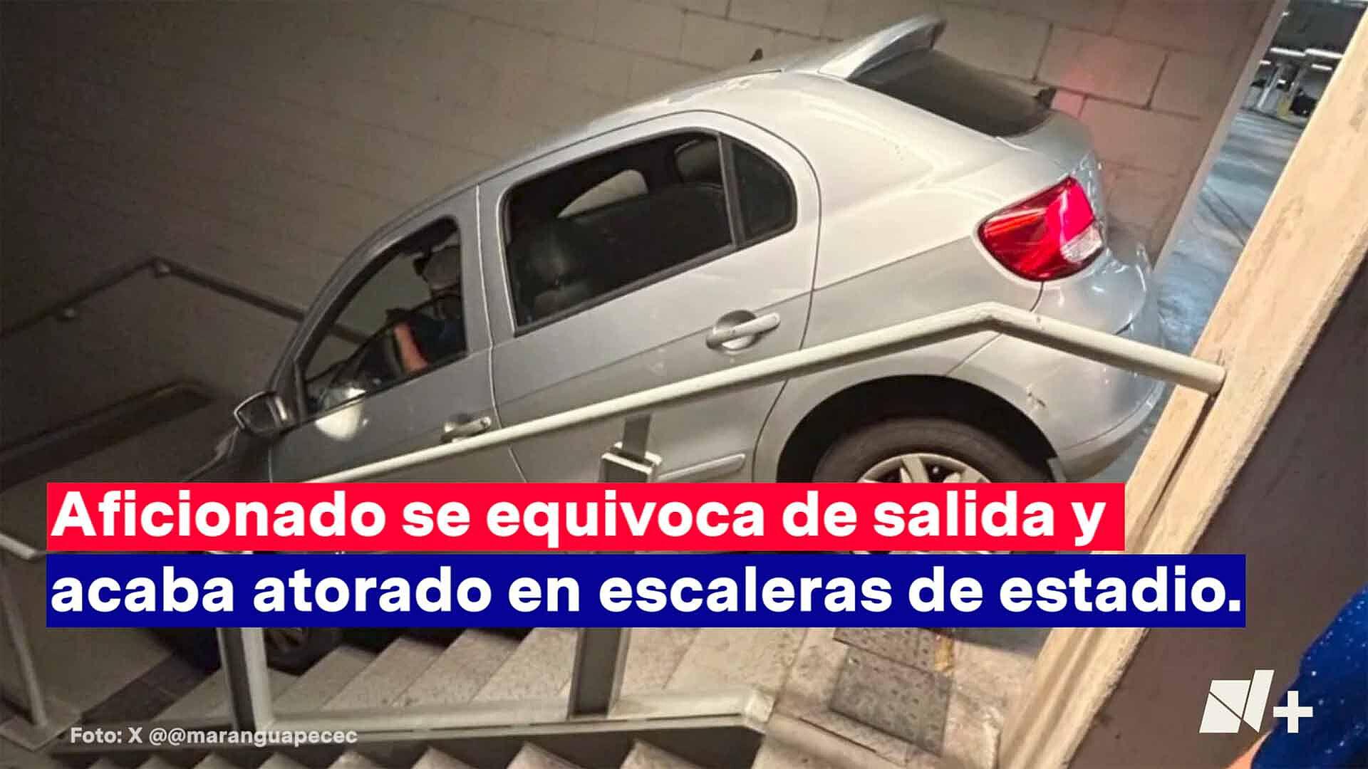 Video: Aficionado se Queda Atorado con su Auto en las Escaleras del ...
