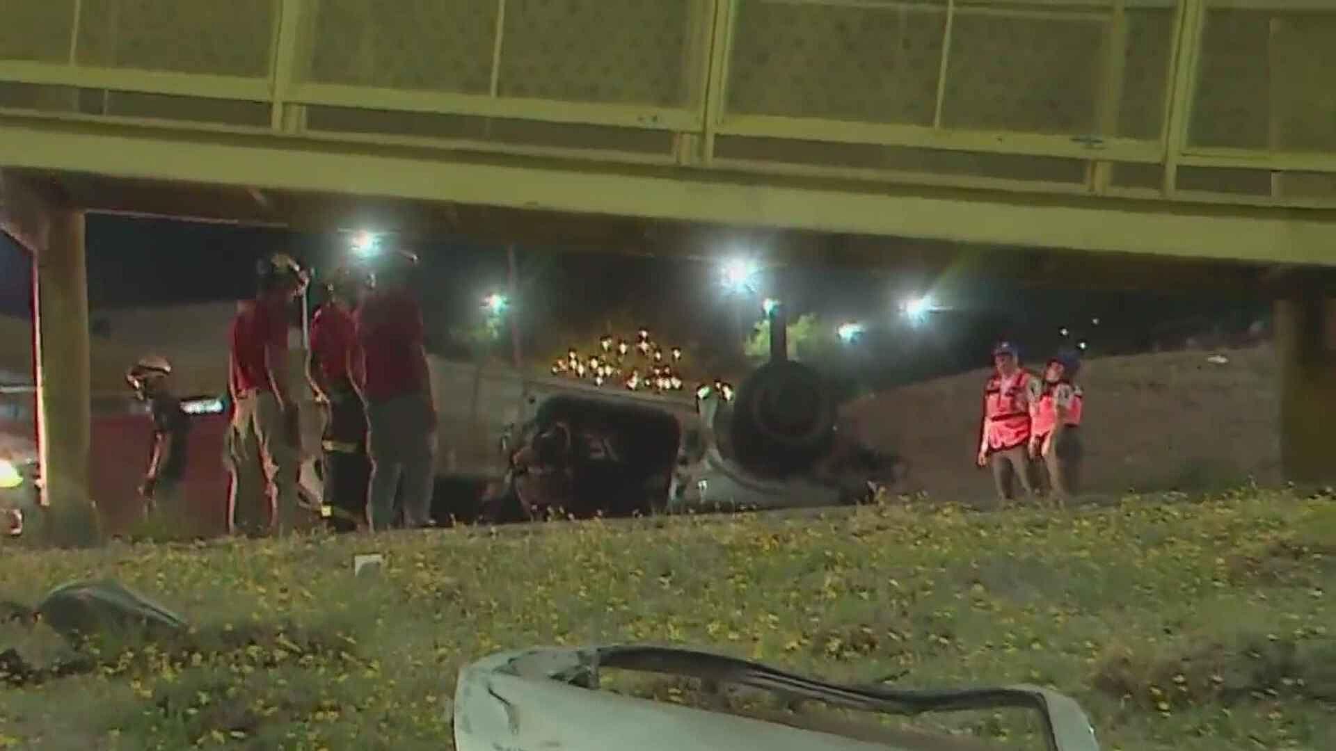 Deja Volcadura a 2 Lesionados en Monterrey | N+