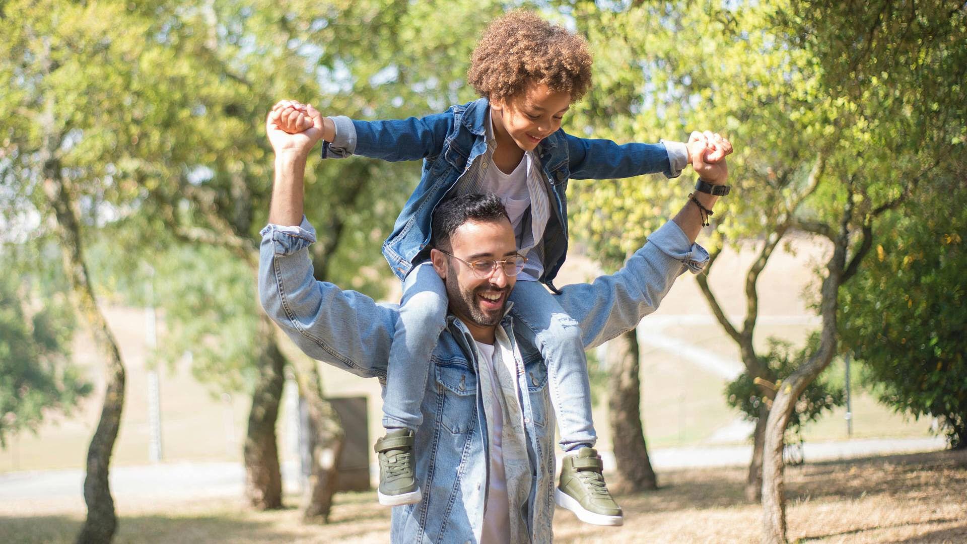 ¿Cuál es la Importancia de Jugar con Nuestros Hijos? | N+