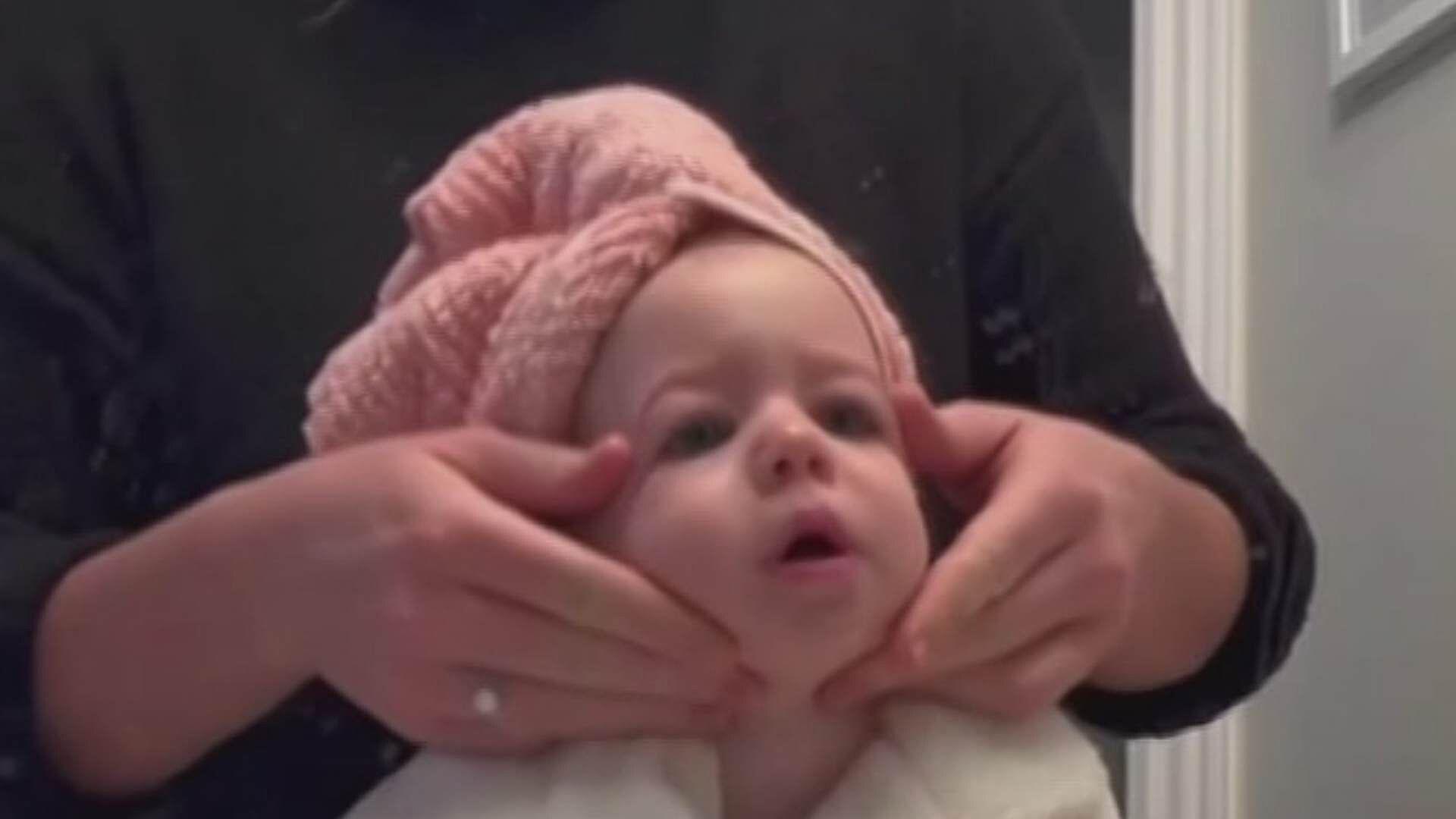 Mamá Consciente a su Bebé con Rico Spa y Amor | FOROtv | N+