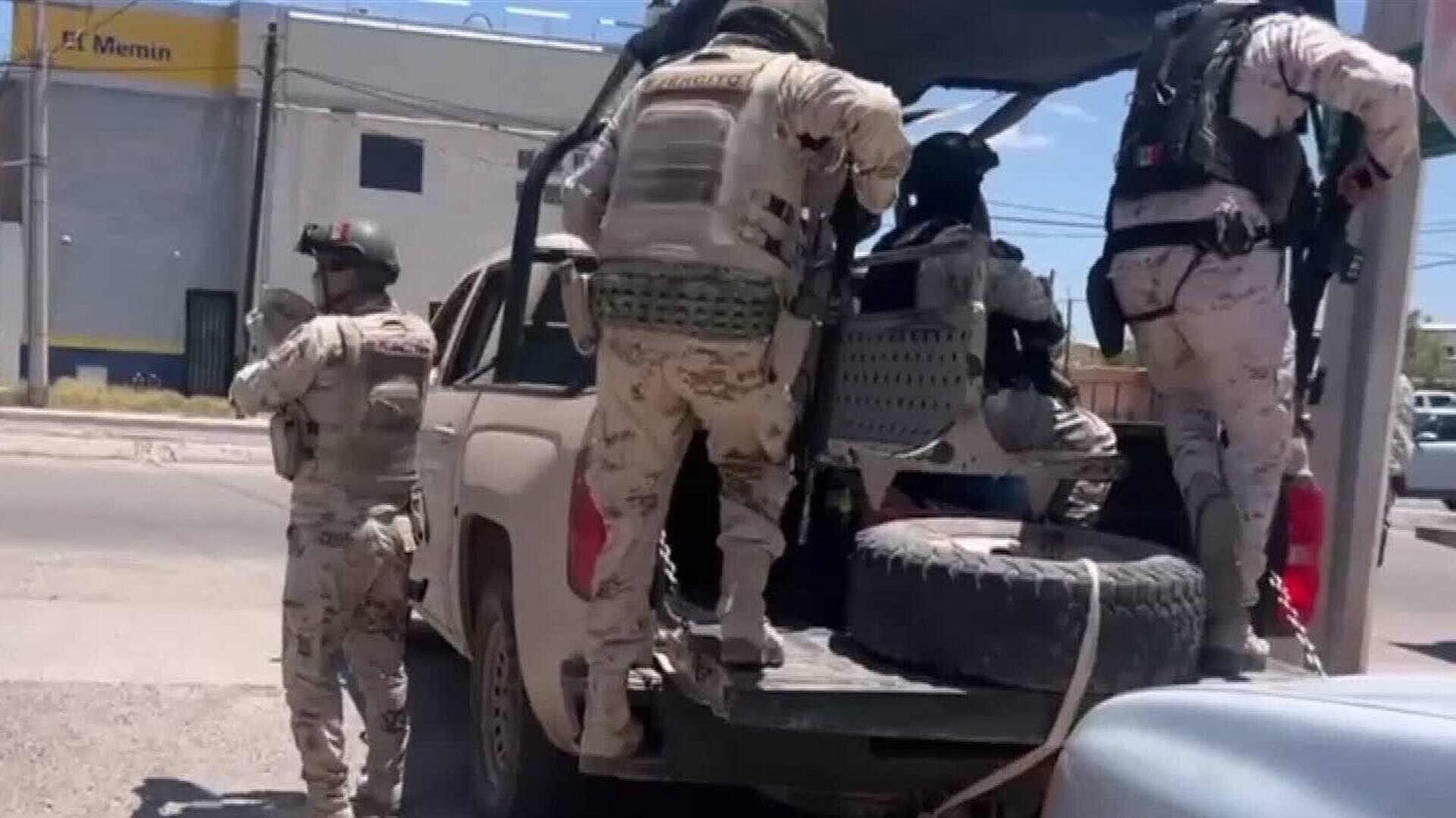 Detienen a Seis Personas con Armas, Droga y Autos en San Luis Río Colorado | N+