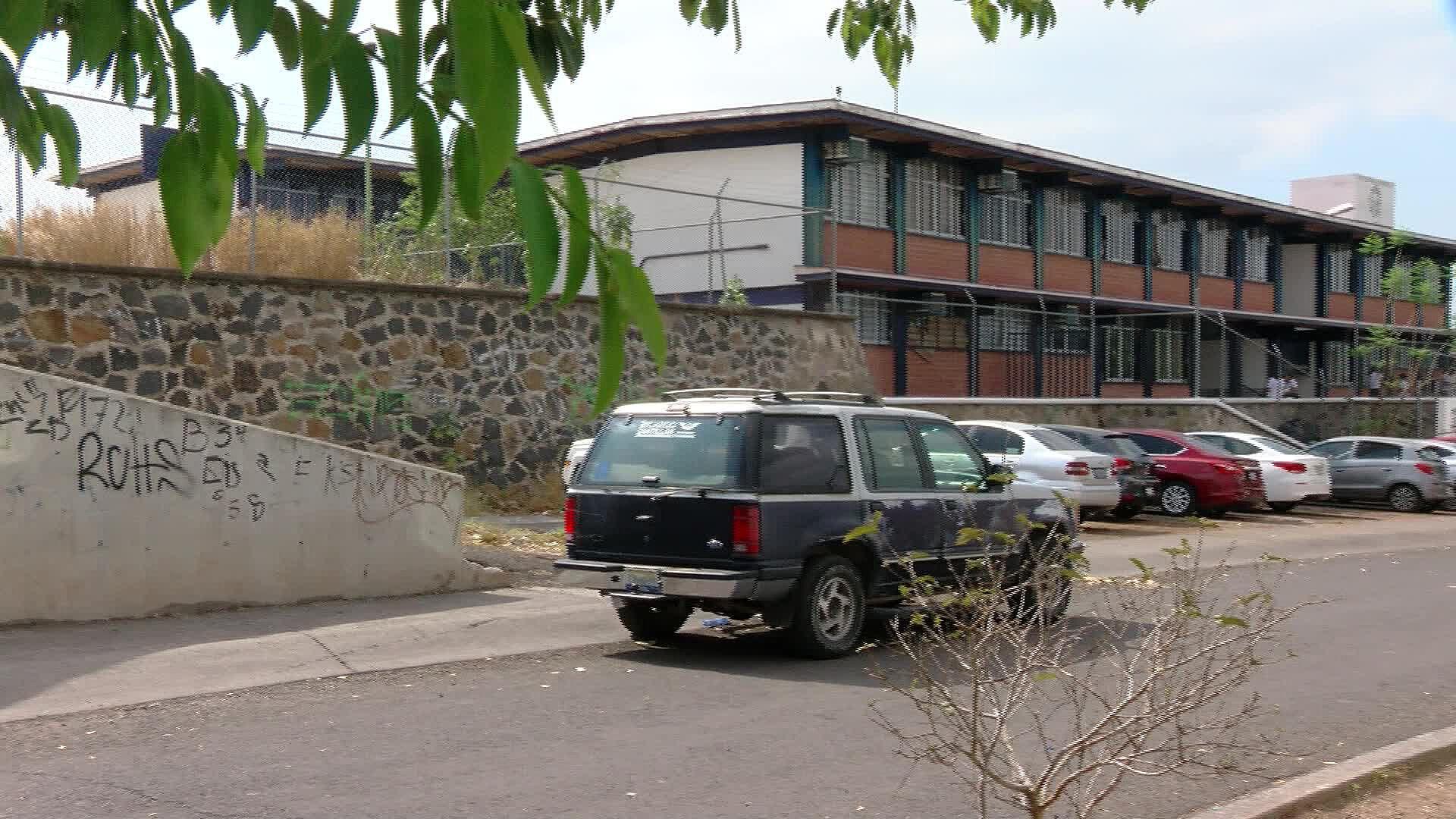 Vecinos de la Colonia Parques del Castillo se Apoderan de las Calles y ...
