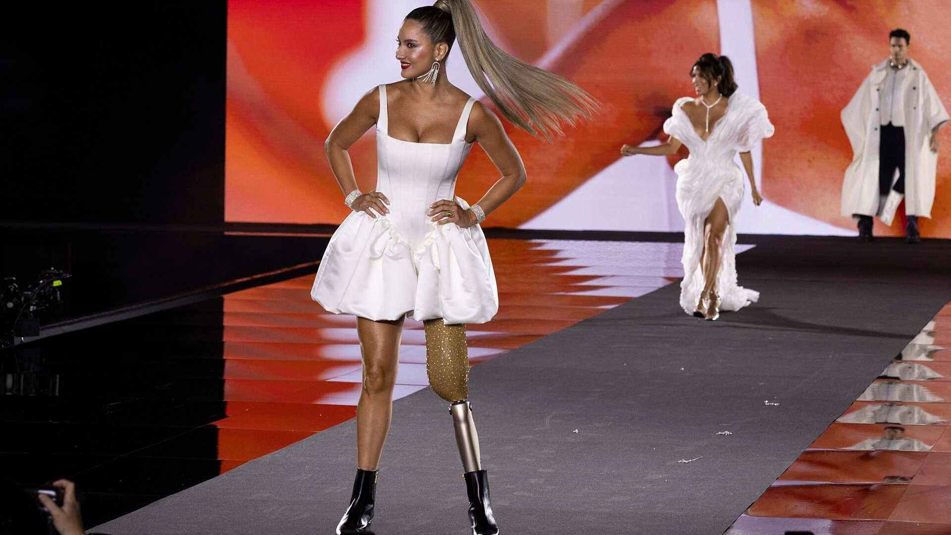 Modelo Daniela Álvarez Regresa a las Pasarelas; Así fue el Momento ...