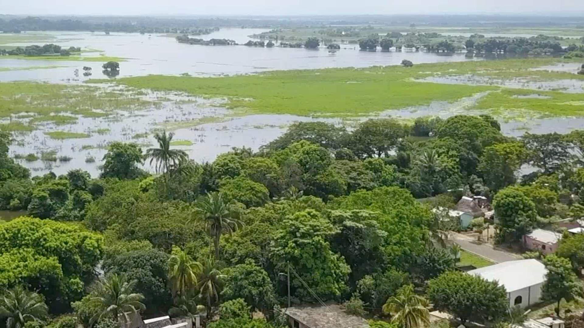Crecida de Río Coatzacoalcos Mantiene Bajo el Agua Comunidades de ...