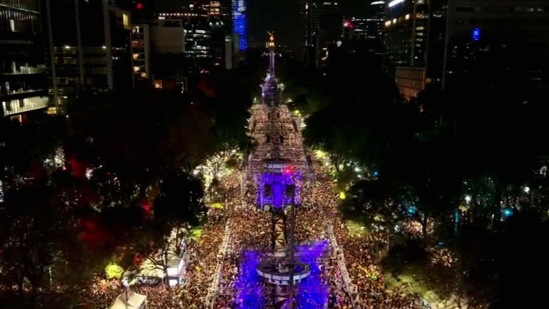 Polymarchs en El Ángel: Reportan 70 Mil Personas en Paseo de la Reforma ...