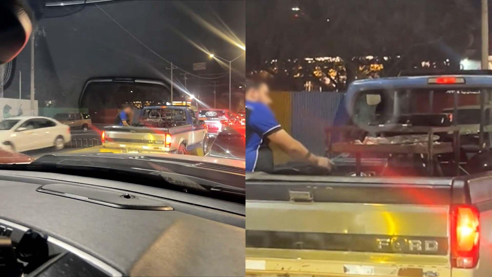 Video: Hombre Prepara Carne Asada en la Caja de una Camioneta en ...
