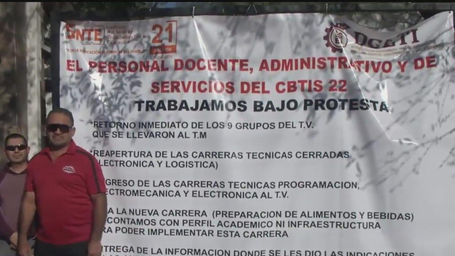 Temen Maestros por Cierre de CBTIS 22 en Col. Mitras Norte | N+