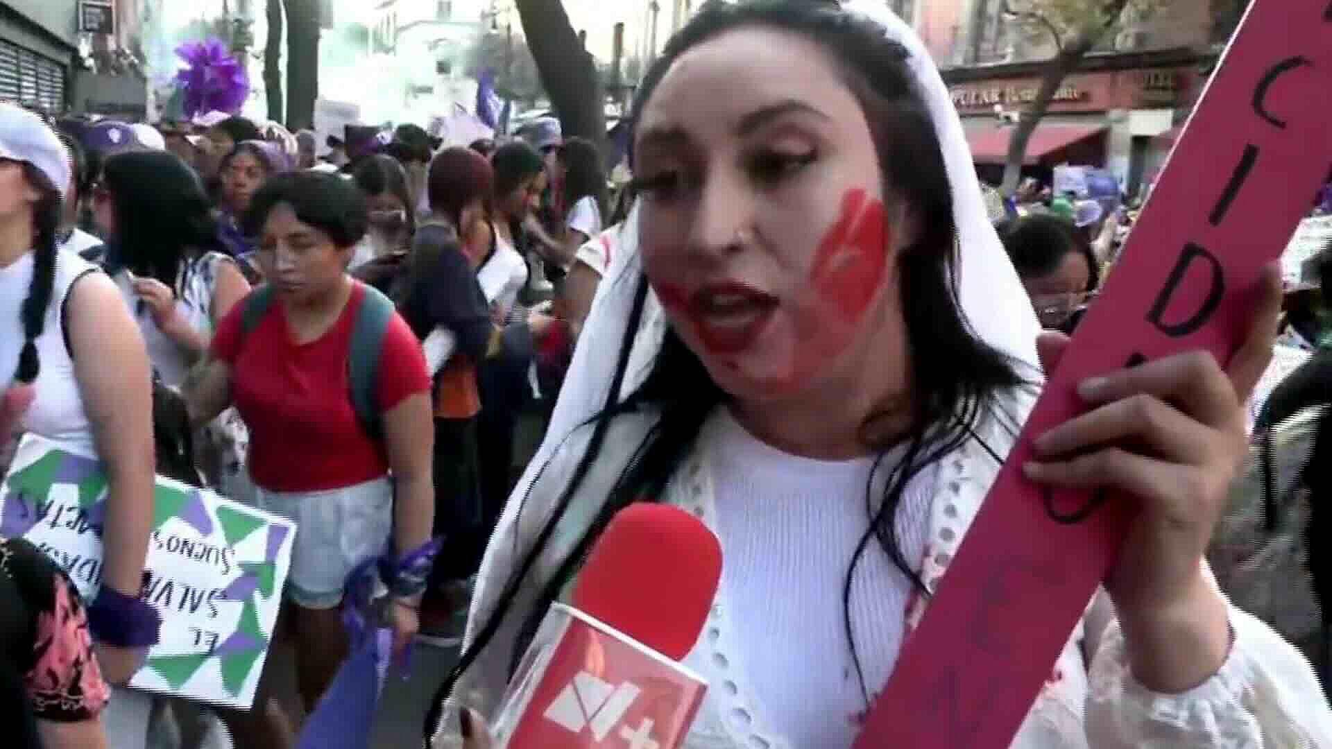 Meli Juárez Marcha Vestida de Novia en el 8M para Exigir Justicia por ...