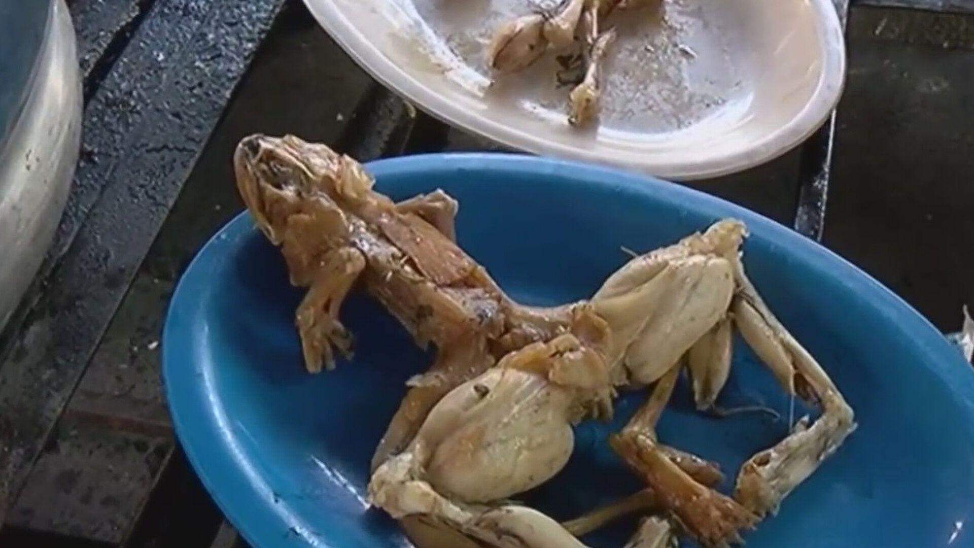 ¿Un Caldito? Este es el Tradicional Caldo de Rana del Tianguis de San ...