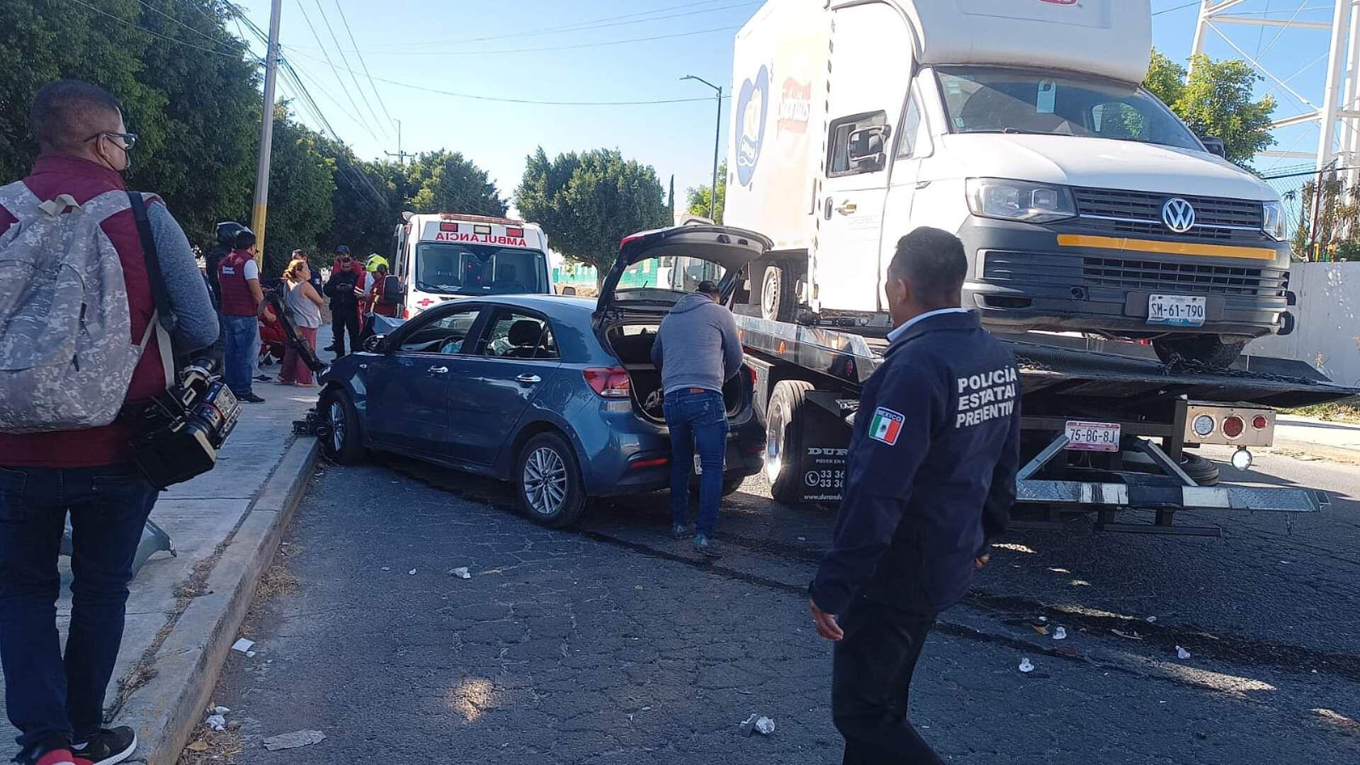 Cuatro Lesionados Dejó un Accidente en Lateral de Periférico | N+
