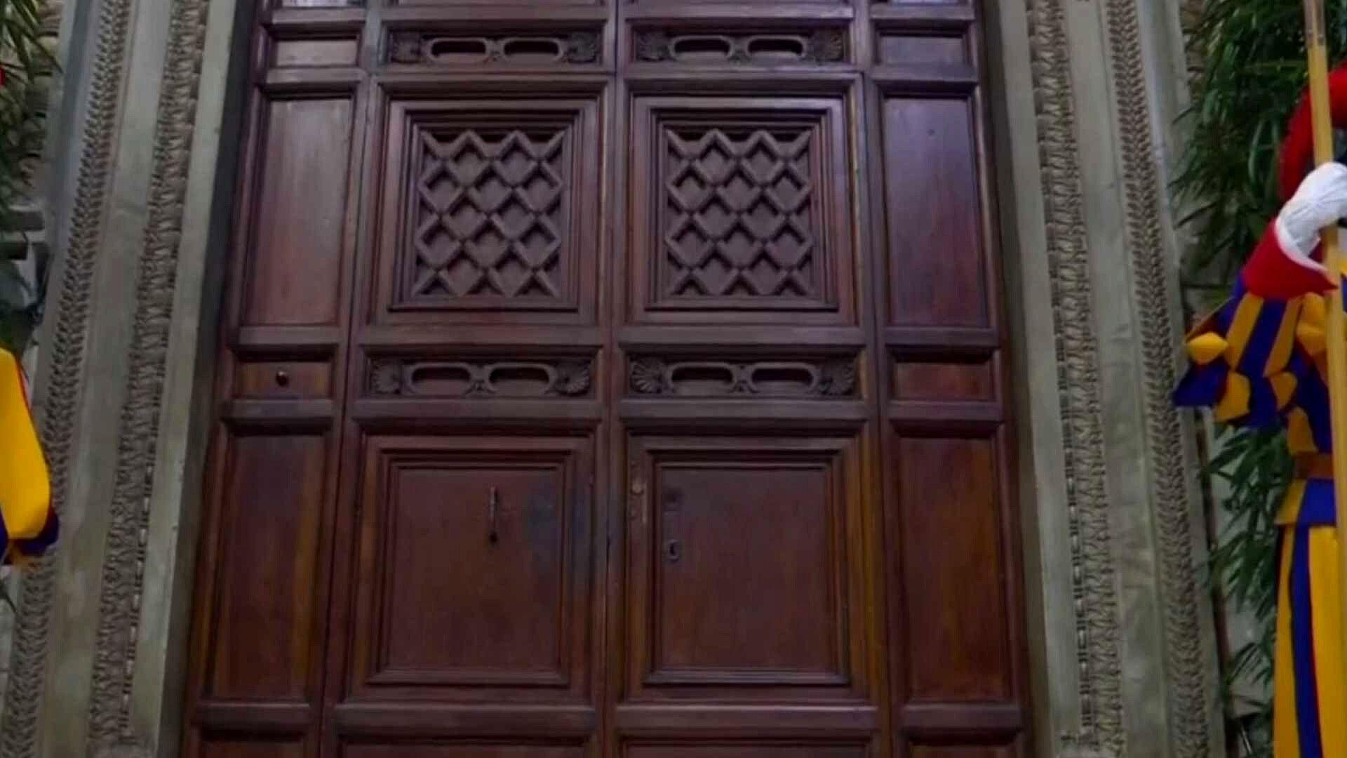 "Extra Omnes": Se Cierran Puertas de la Capilla Sixtina e Inicia Cónclave 2025; Así Fue el ...