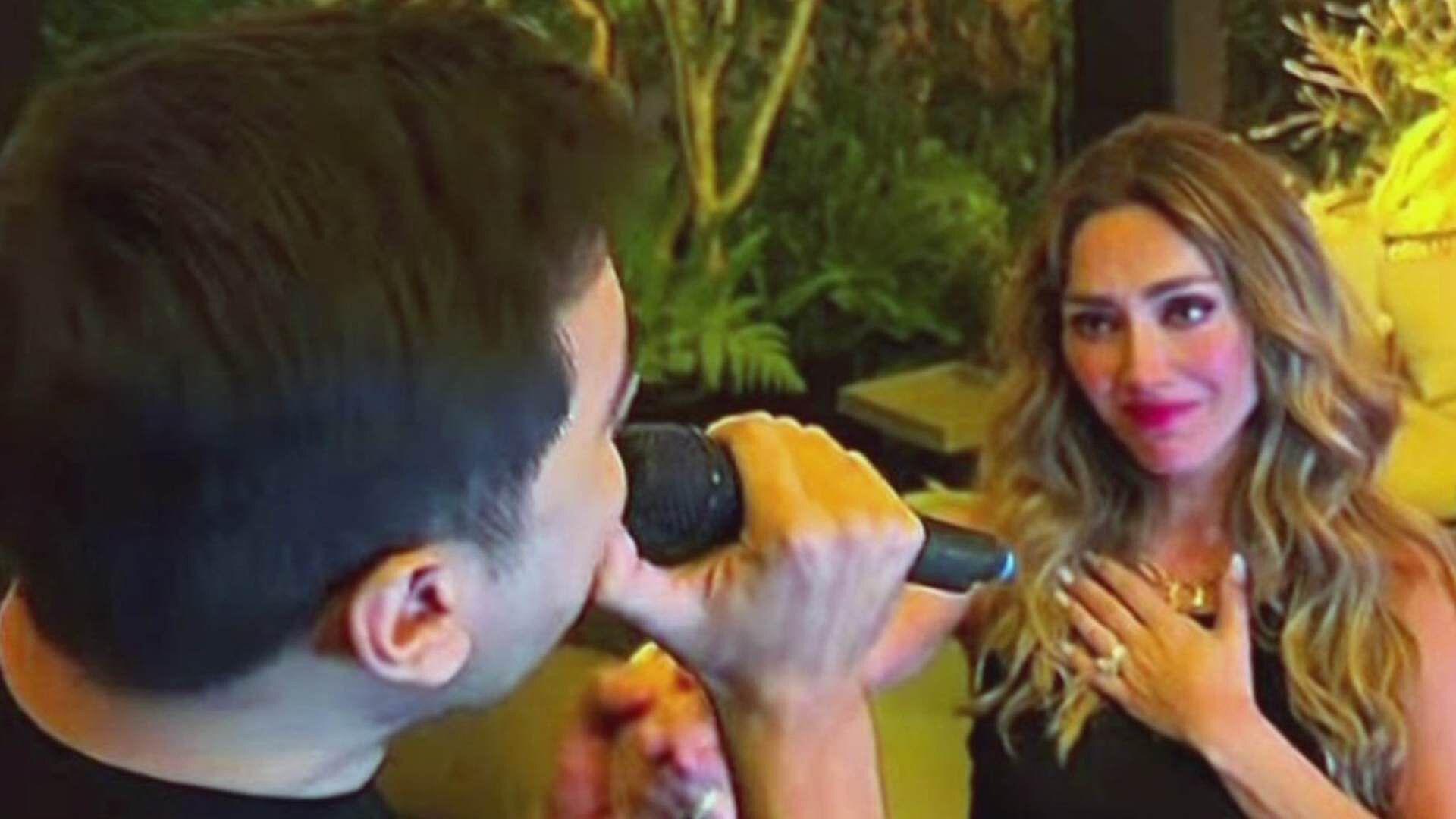 Anahí Festeja a Lo Grande sus 42 Años; Carlos Rivera le Canta las ...