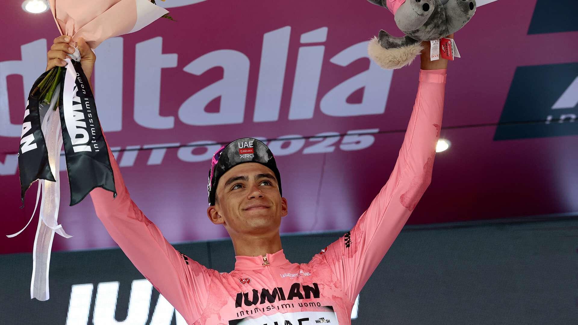 Isaac del Toro Mantiene la Maglia Rosa en el Giro de Italia 2025 ...