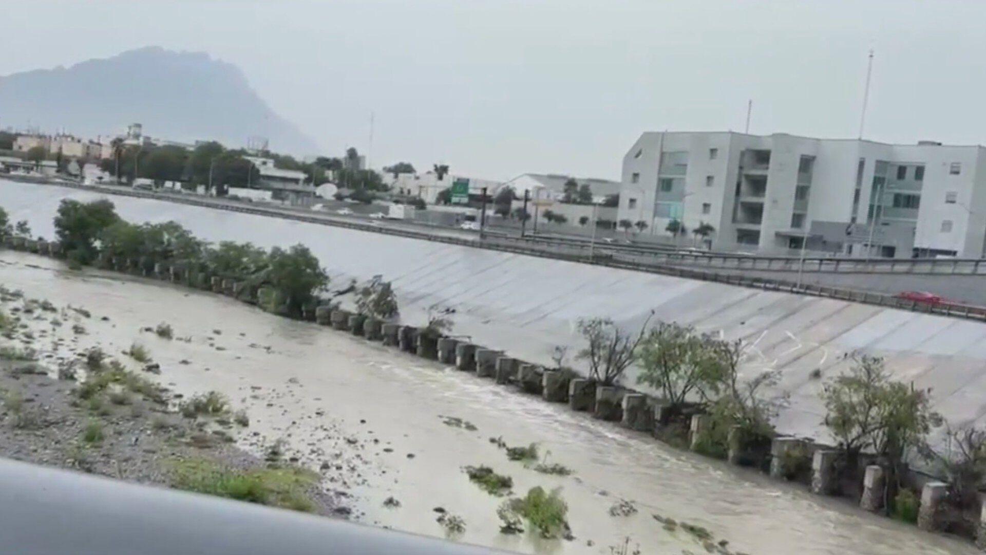 Así Luce el Caudal del Río Santa Catarina tras las Intensas Lluvias en ...