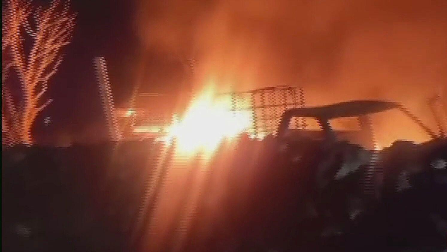 Explosión e Incendio en Ducto de PEMEX Deja Un Muerto y 8 Heridos; Era ...