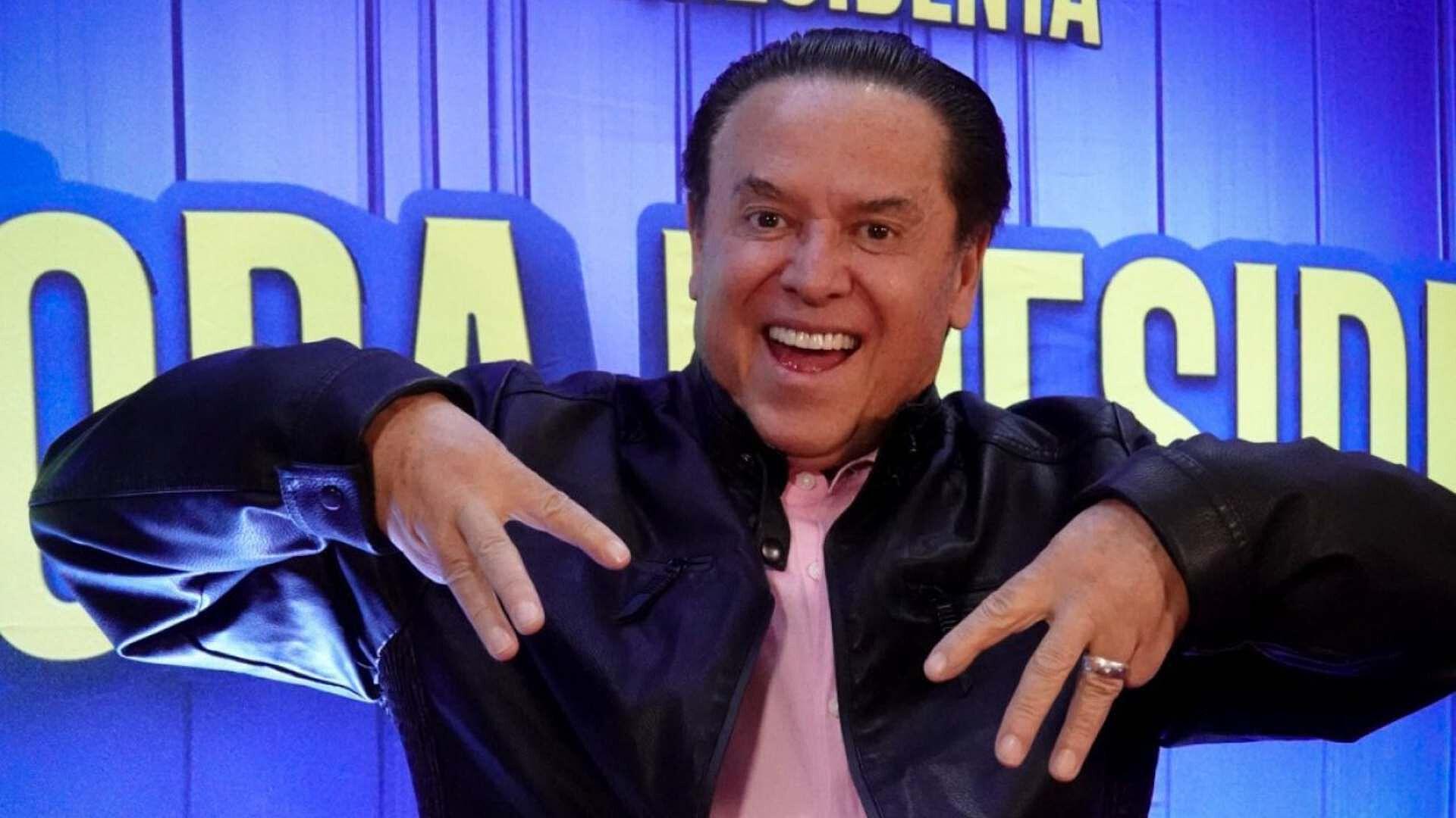 Mario Bezares se Convierte en "La Señora Presidenta" | N+